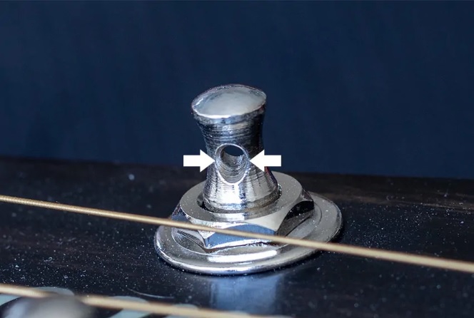 Every time I change strings, my G (E/ A/ D/ B/ e) string breaks ...