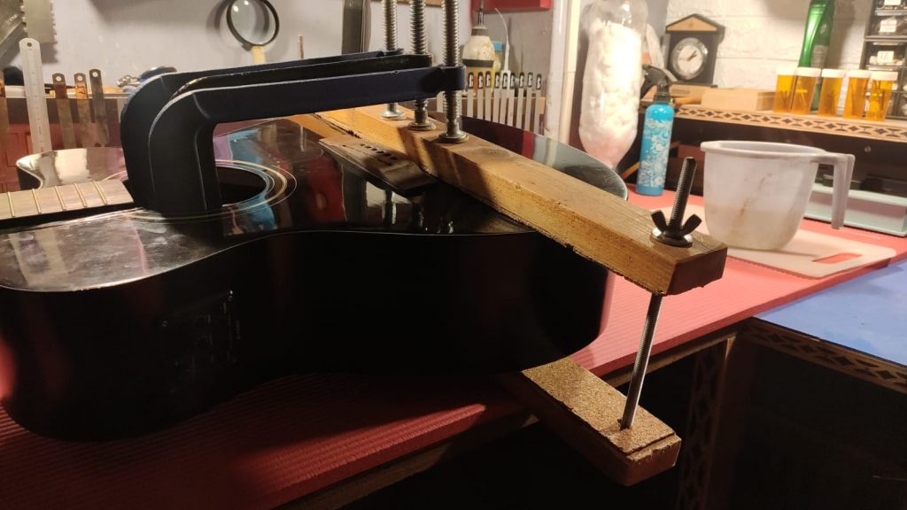 Guitar repair – dealing with over humidification! – Lucknow Guitar ...